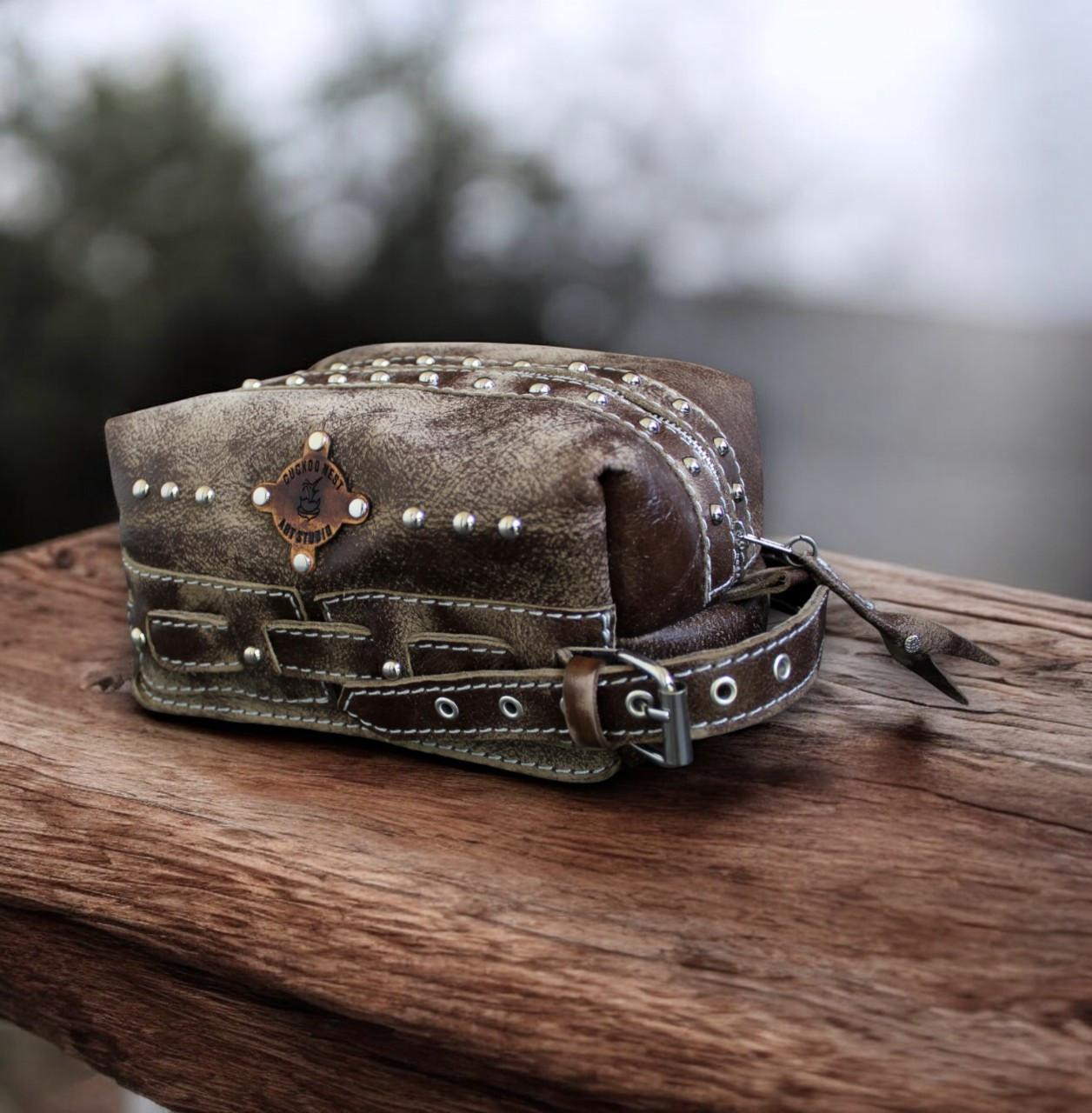 Rugged Maverick Leather Dopp Kit – Durable Full Grain Leather Travel Case