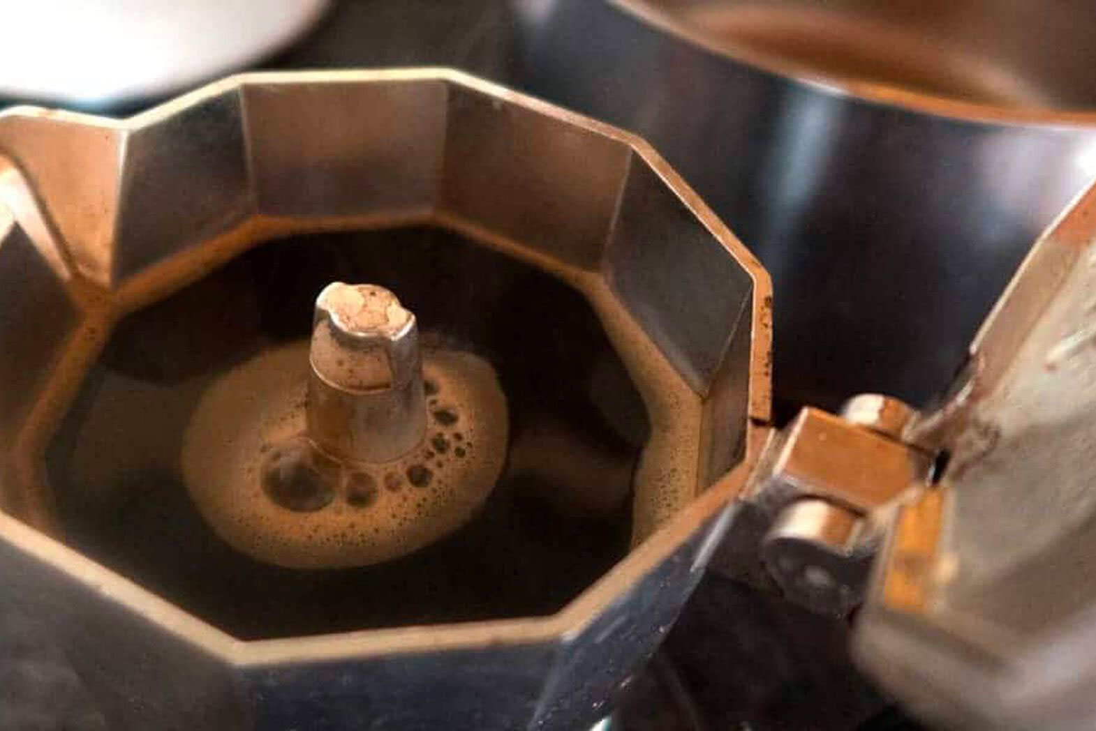 Moka Pot Brewing Guide: How to Make the Best Coffee and Maintain Your Moka