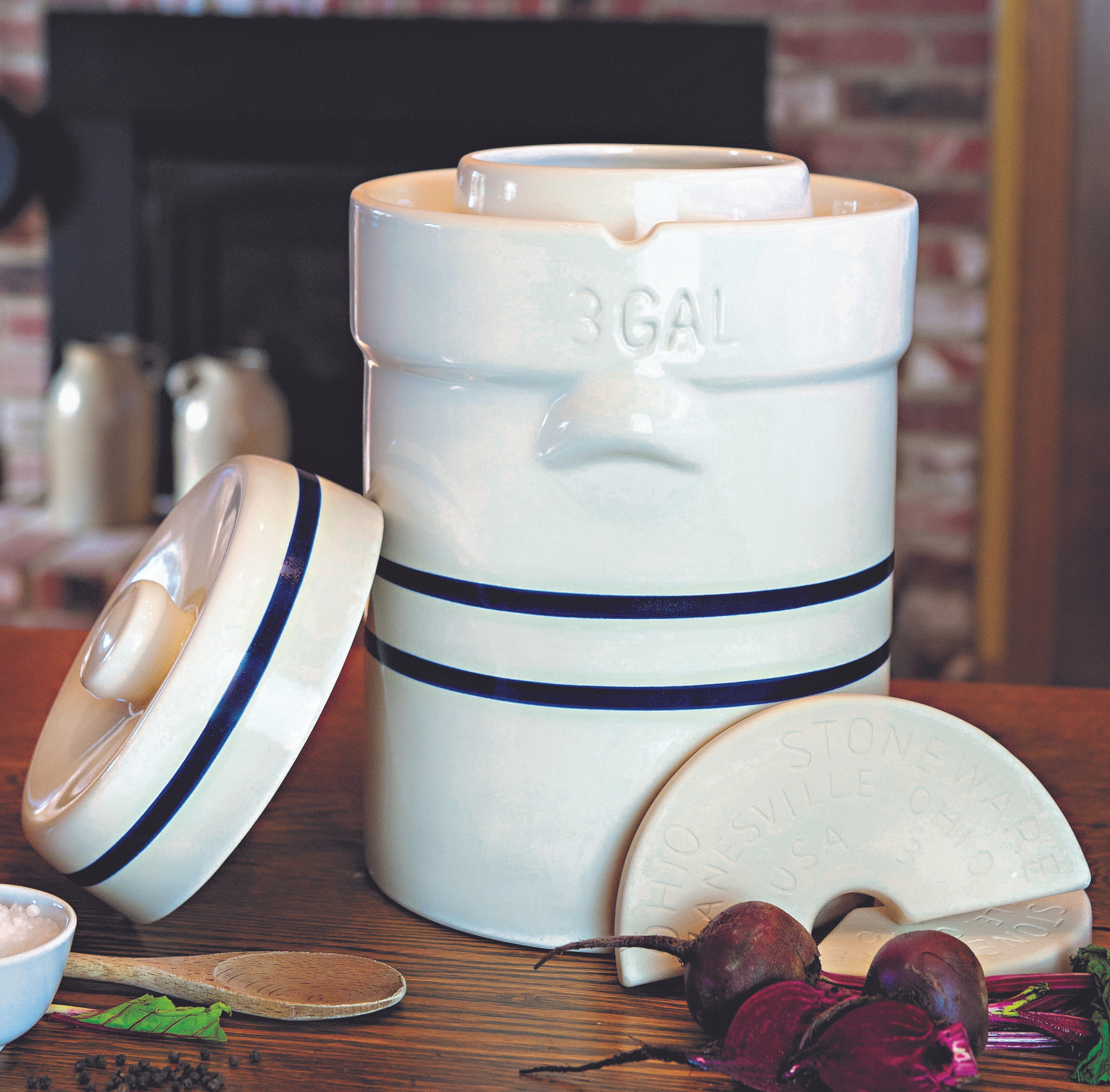 Water Seal Fermentation Crock ~ 3 Gallon Starter Kit [Boxed]