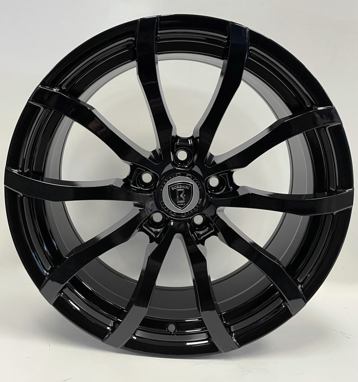 Borghini Bw32 Wheels Rims 18x8 5x114.3 Black 38mm | BW32-8865B
