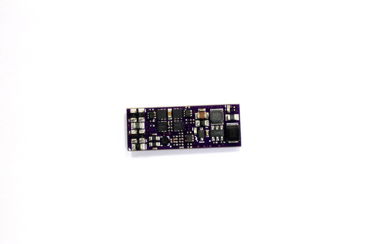 Soundtraxx 884010 Tsunami2 DCC Sound Decoder TSU-N18 - Next18 - Steam-2 ...