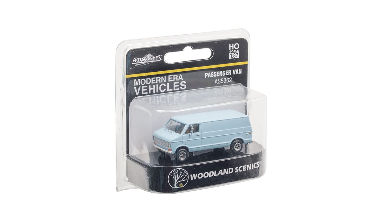 JP5362 Passenger Van - HO Scale | Just Plug - Mountain Subdivision Hobbies