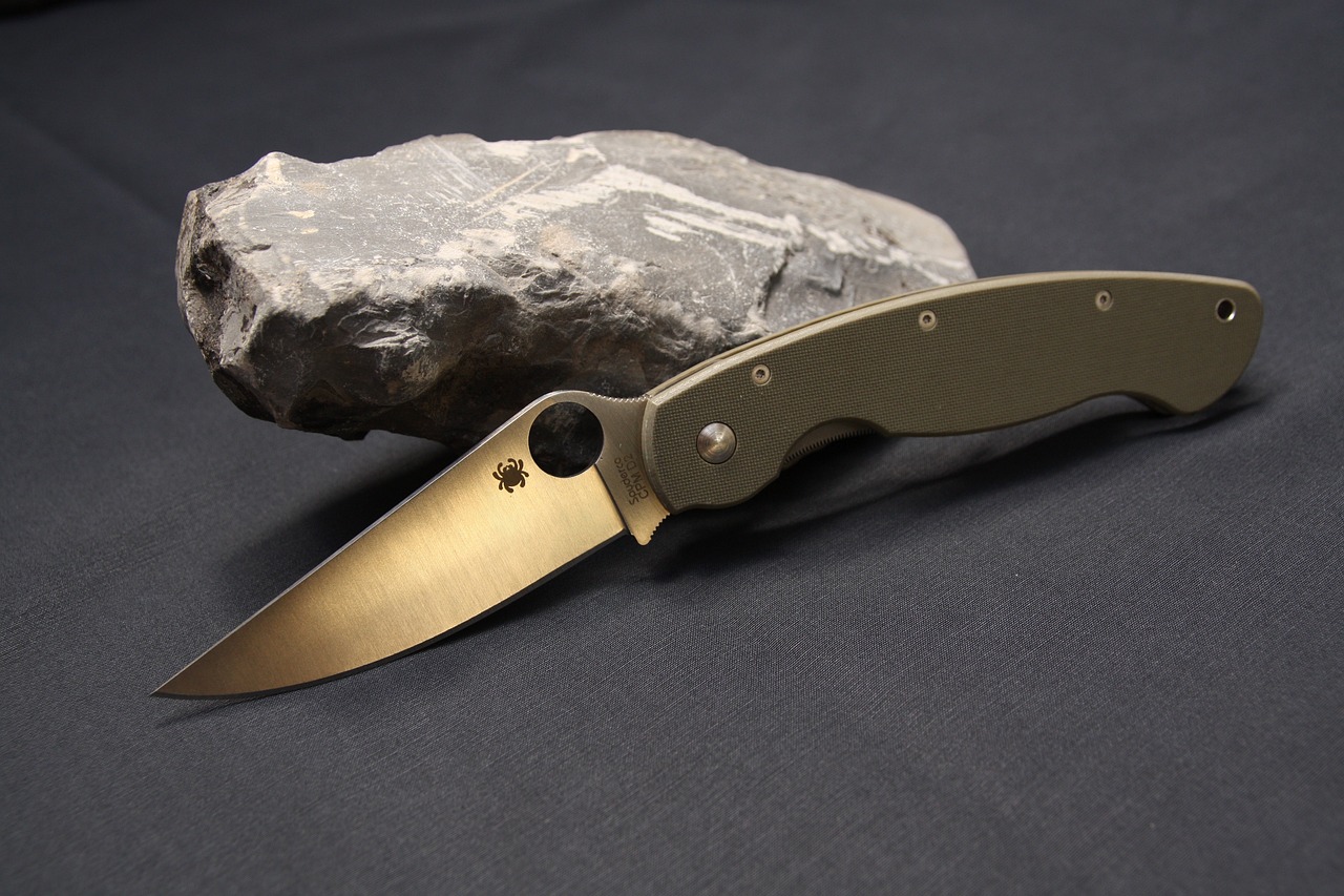 The Evolution Of Spyderco - History, Manufacturing & More - Edgar Brothers