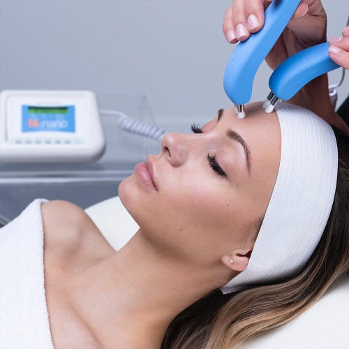 Bio-Therapeutic bt-zoom Hand Held Magnifier