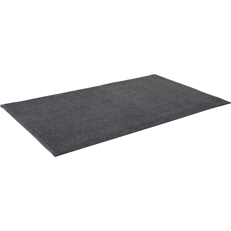 Genuine Joe 58935 EcoGuard Indoor Wiper Floor Mats | Nordisco.com