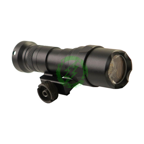 L002 | Tactical LED Flashlight / Weapon Light with Pressure Pad