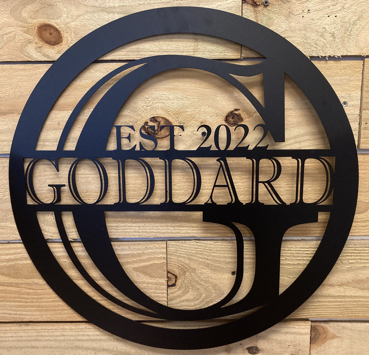 22" Circle Monogram w/ EST Date - Metal Worx Inc