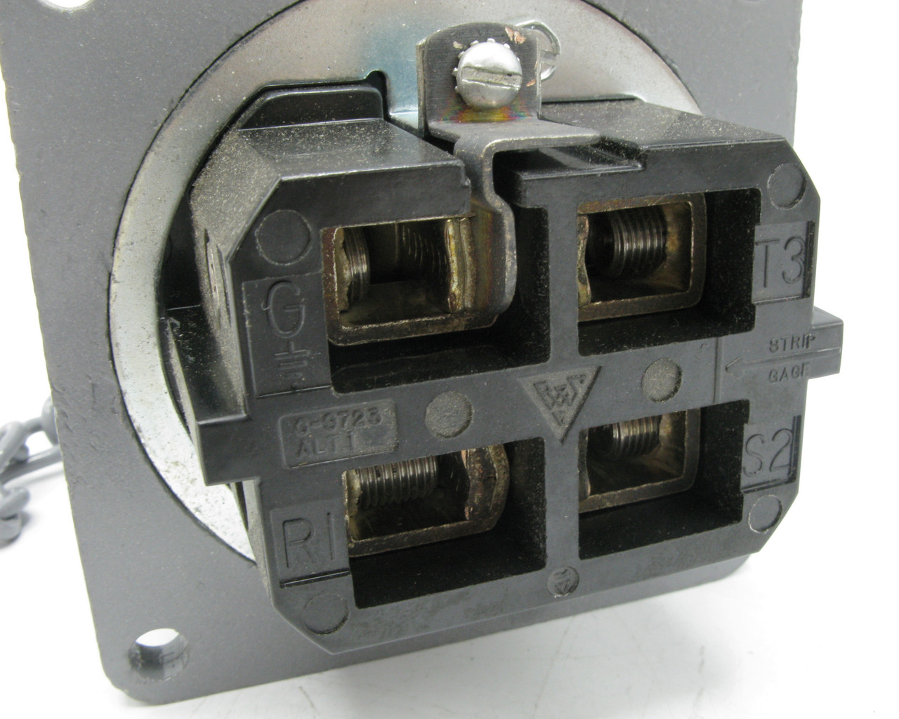 Russellstoll JRS1534LKR 600V, 150 Amp, Panel Mount Male Receptacle