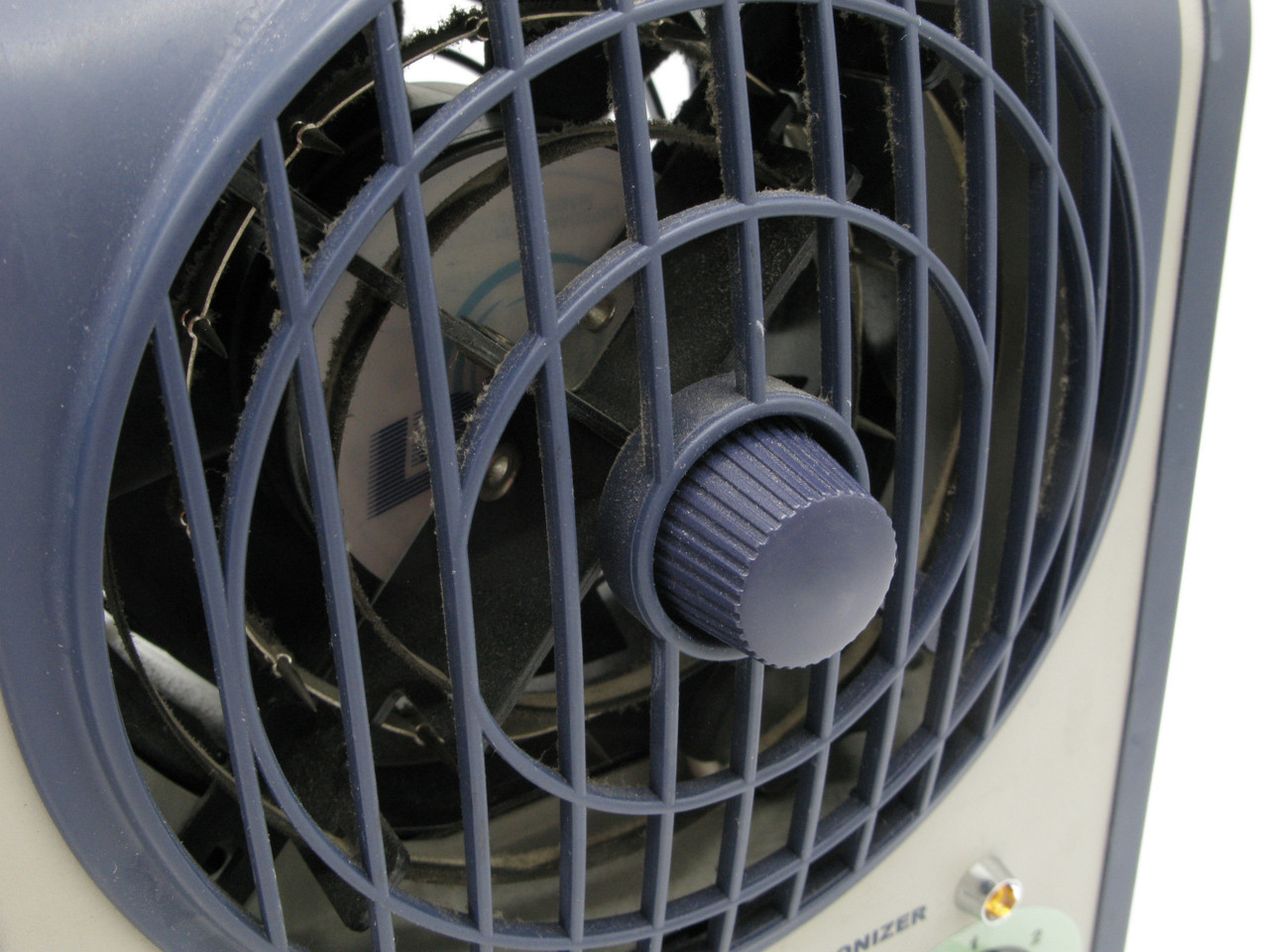 Transforming Technologies BFN801 Benchtop Ionizing Blower