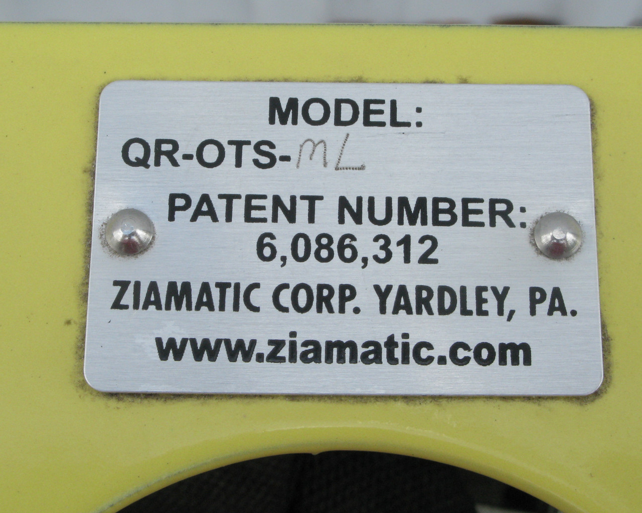 Ziamatic QR-OTS-ML Oxygen Tank System for M Cylinders, Motor on Left