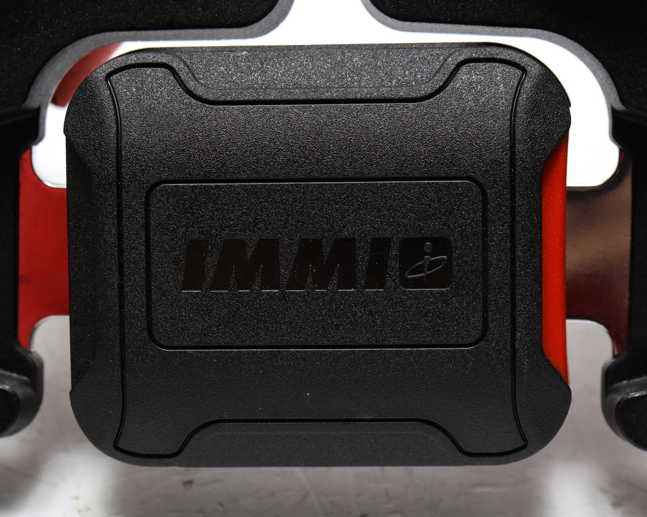 IMMI Per4max 4-point Ambulance Seatbelt Harness, Red
