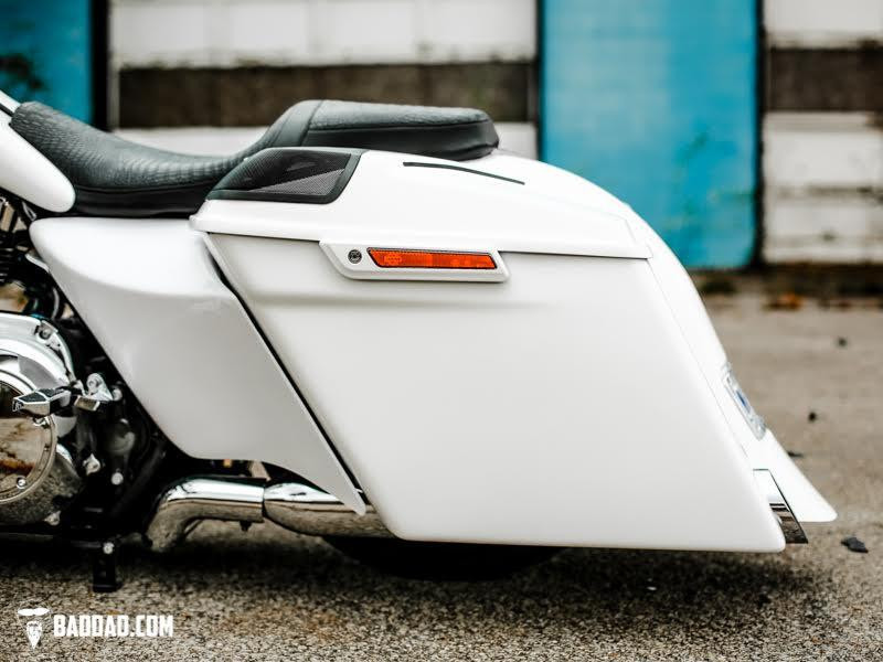 Bad Dad Summit Color Matched 4.5" Stretched Saddlebags and Rear Fender Kit