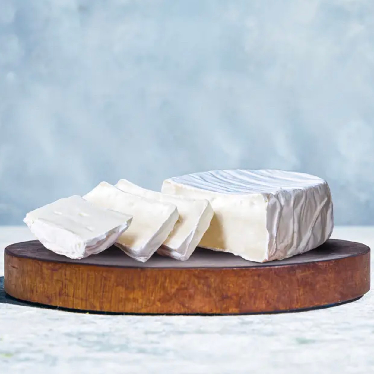 SUPREME Oval Brie Cheese
