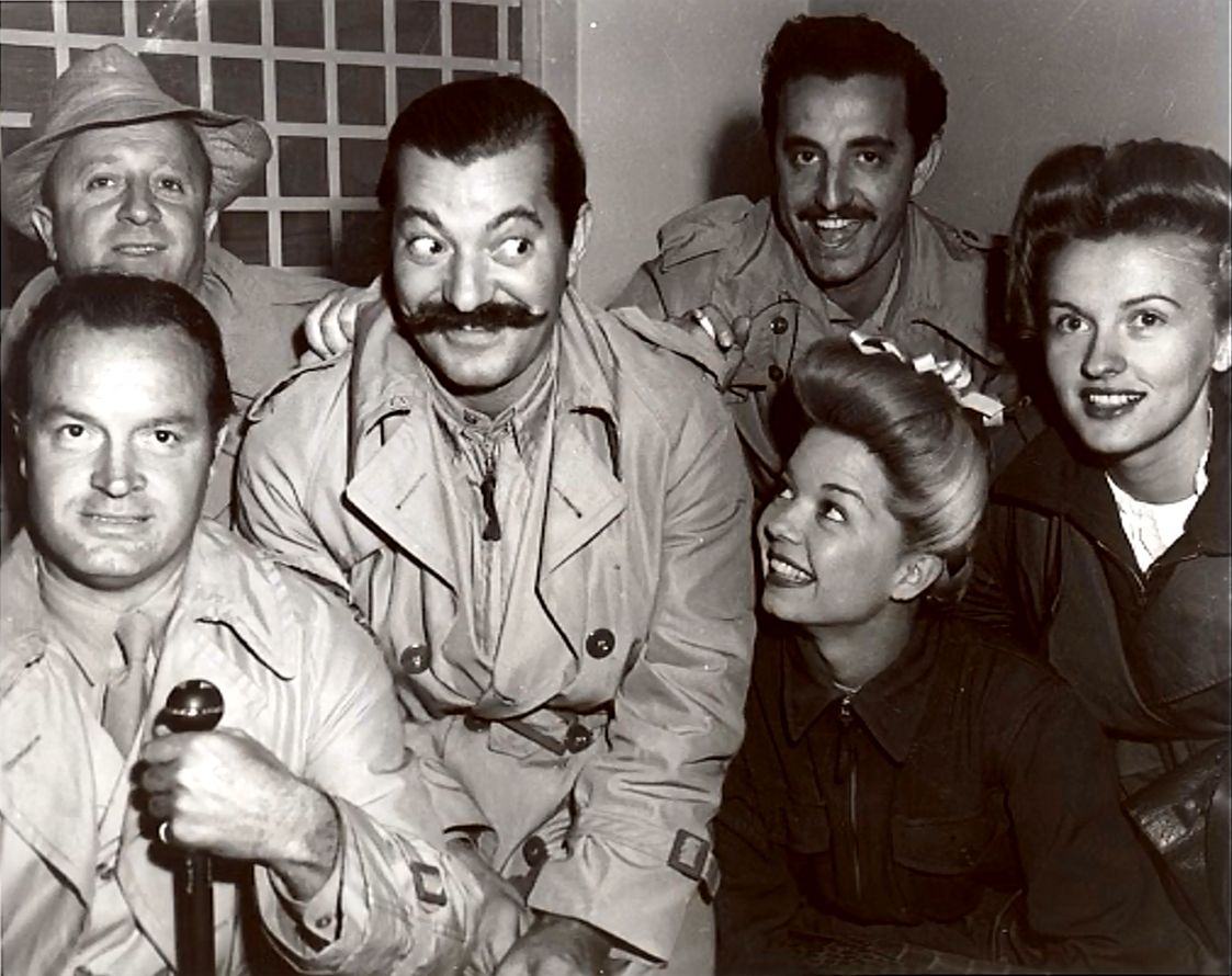 Review: Entertaining the Troops - Radio Spirits