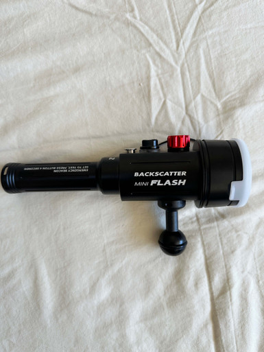 USED: Backscatter Mini Flash 2 Underwater Strobe MF-2