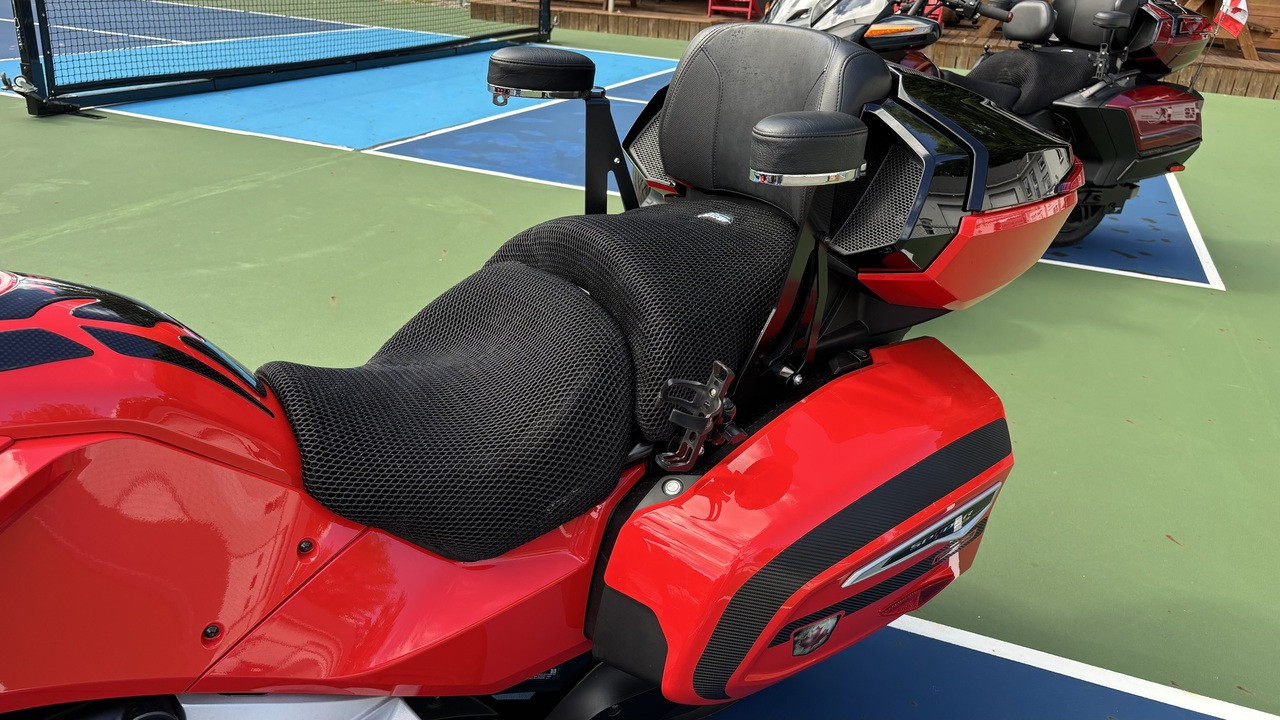 Air Flow Seat Cover - F3T/LTD all years (One cover for each seat) - Can ...