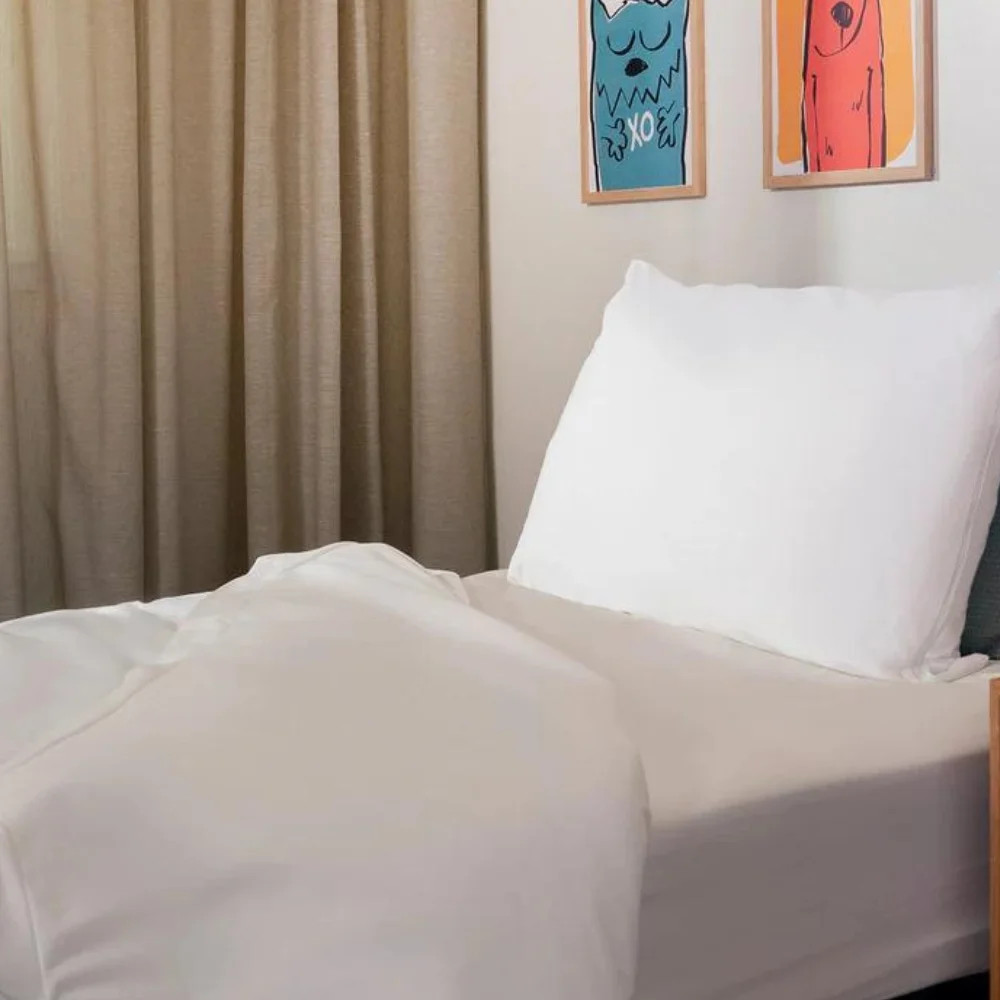 Shop Duvet Protector with Clips | queenb.co.nz