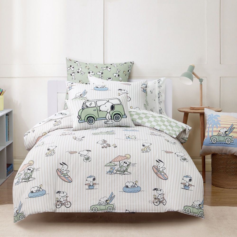Purchase Kids Snoopy Beach Vibes Duvet Cover Set by Peanuts | queenb.co.nz