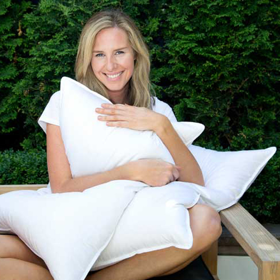 Choosing the right Pillow for a Perfect Night's Sleep - queenb