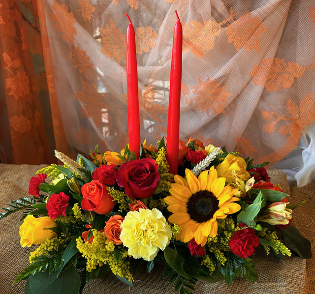 Classic Thanksgiving Centerpiece - Simi Flowers and Gifts