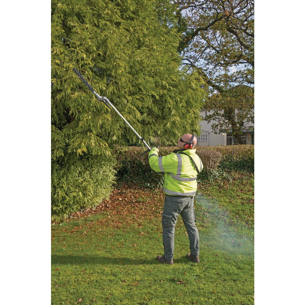 4 in 1 Petrol Garden Tool, 32.5cc (84706) | Draper Tools