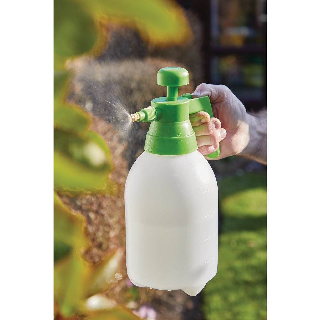 Handheld Pump Action Pressure Sprayer, 2.5L (82467) | Draper Tools
