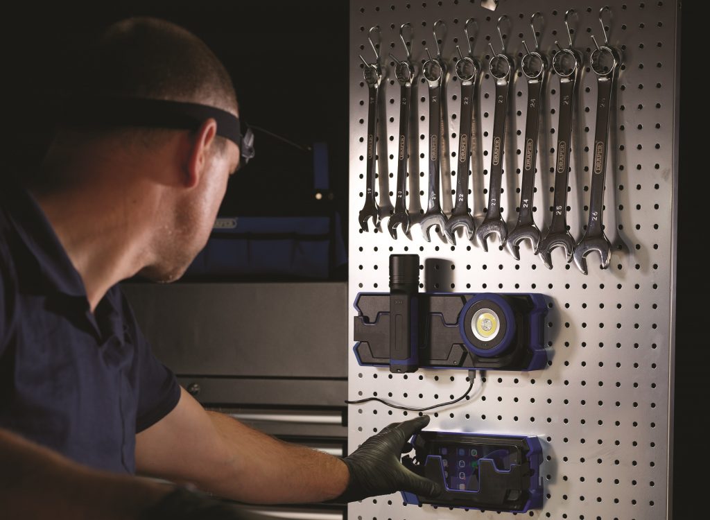Switch on to the next generation of mobile lighting - Draper Tools Ltd