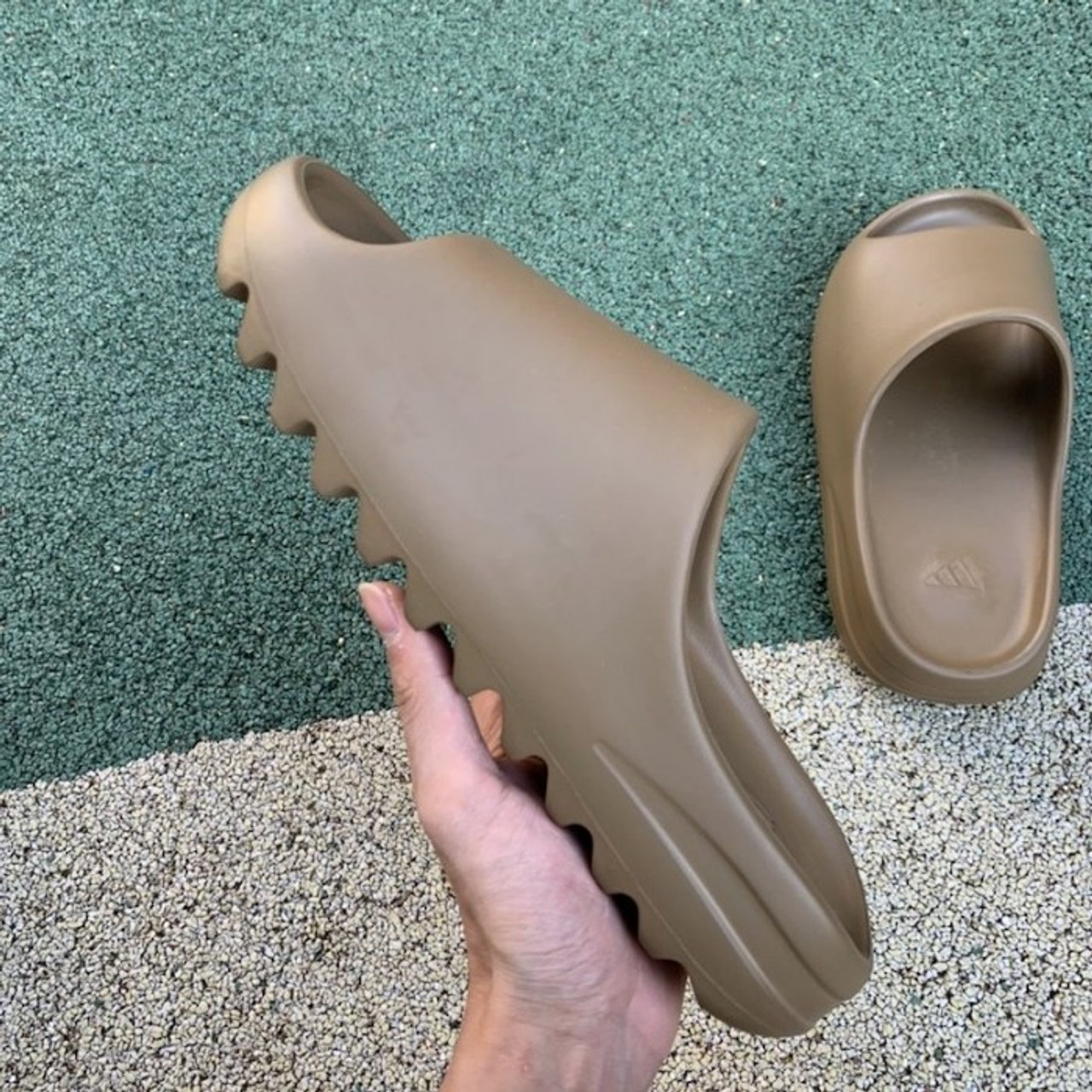 Yeezy Slides: A Blend of Style and Relaxation - HypeRepTime