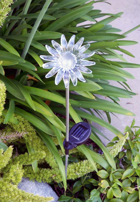 Flower Solar Lights | Color Changing | Solar Pole Yard Light & Planter