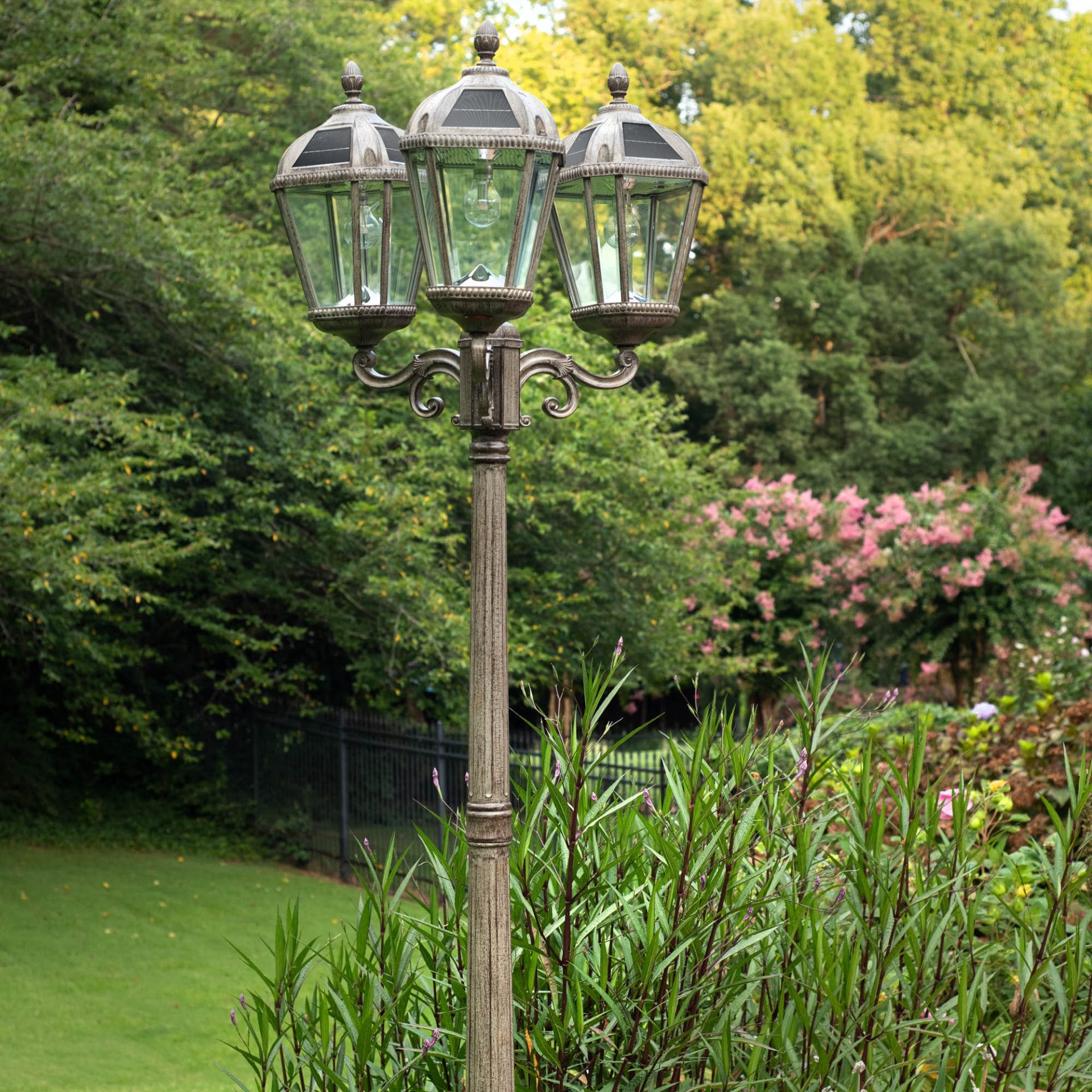 Solar Yard Light Pole With Double Head Solar Post Lamp | 3000K 4000K
