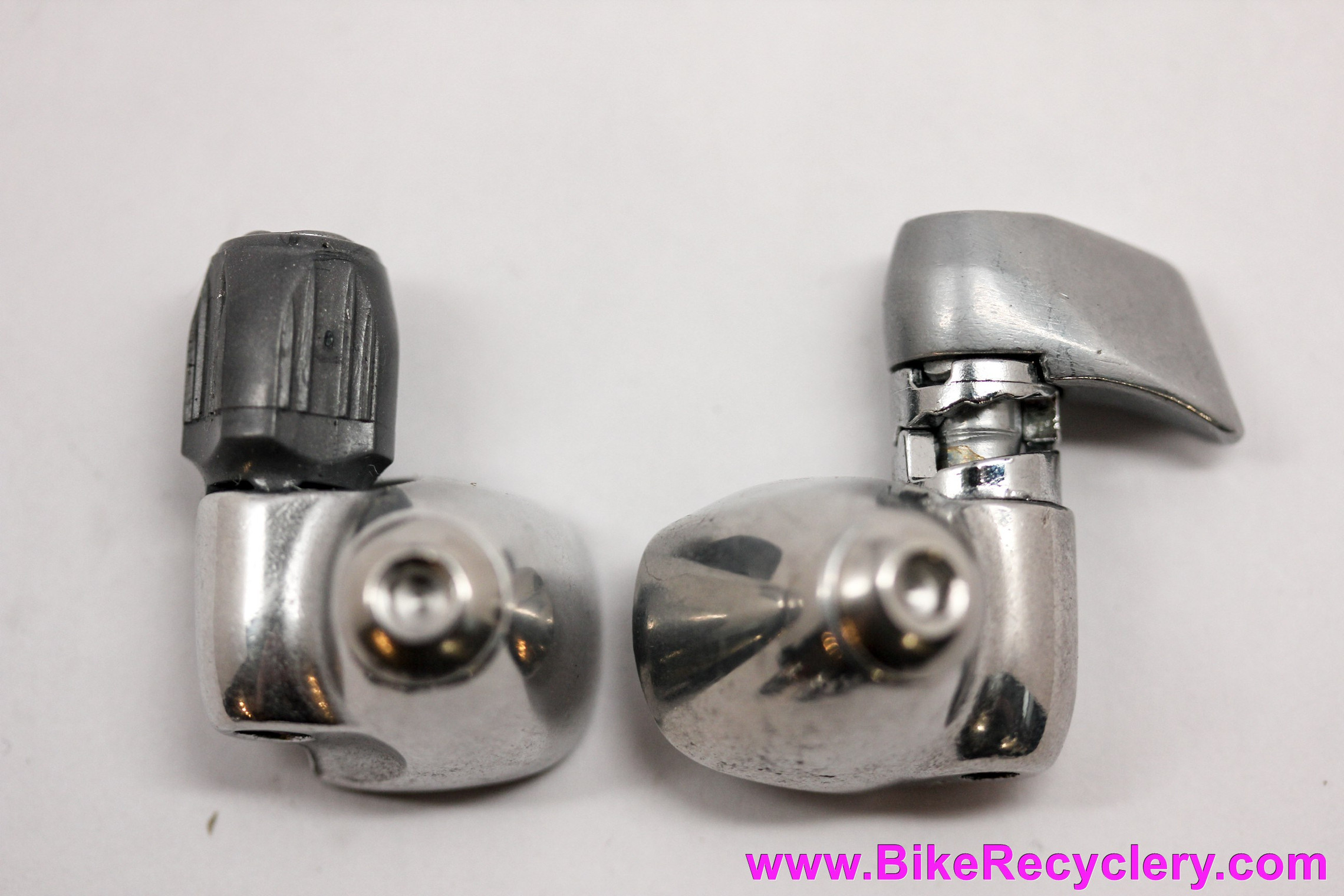 Shimano Dura Ace SM-CT74 Downtube Cable Stops: STI / Bar End Adapter ...