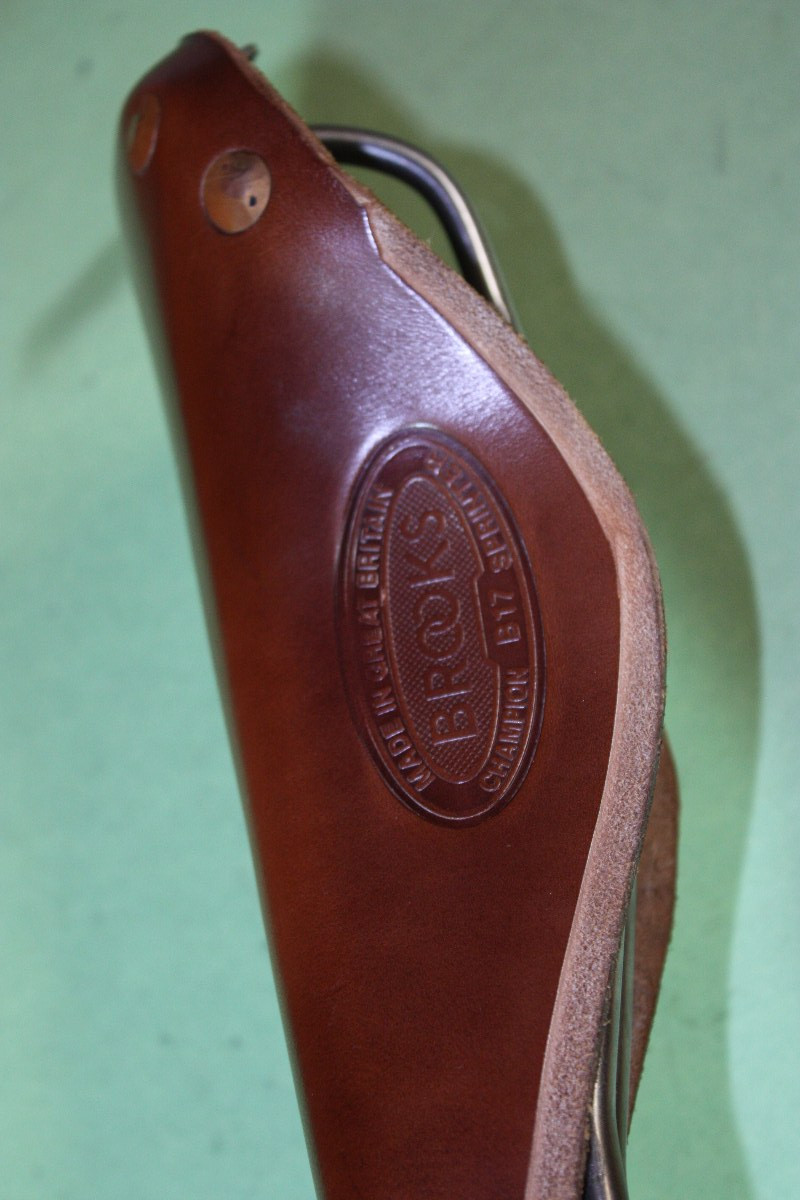 Brooks B17 Champion Sprinter Saddle: Titanium Frame/Rails, Limited ...