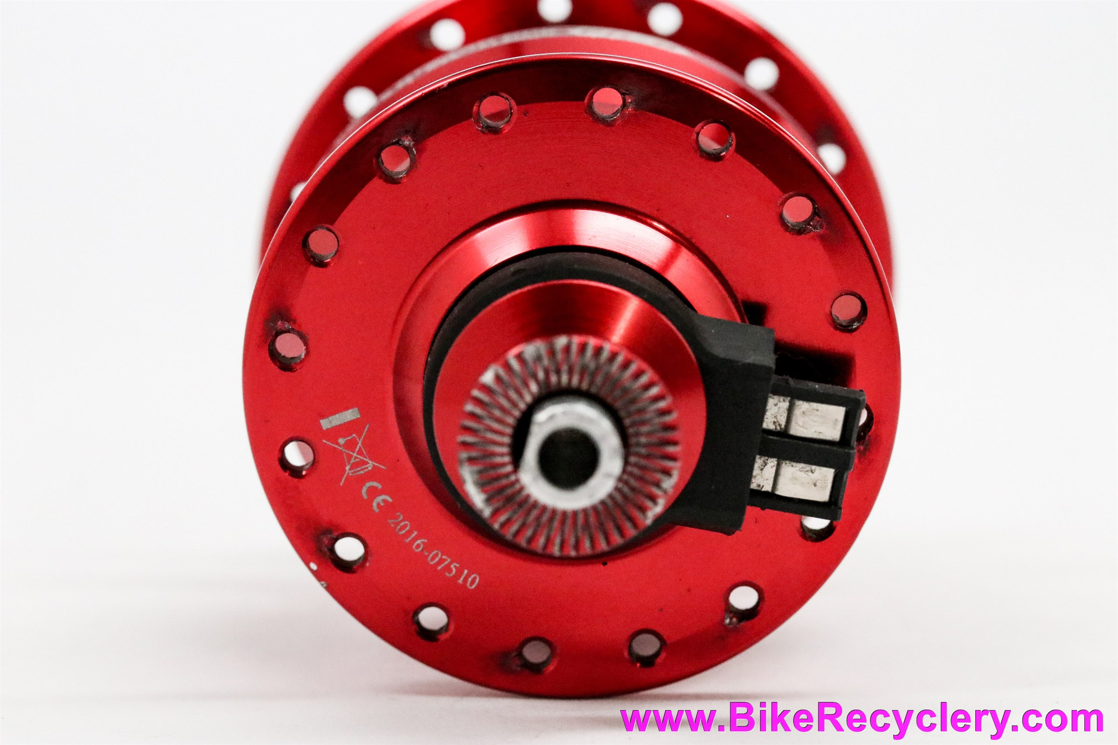 Shutter Precision (SP) PD-8 Dynamo Hub: RED! 6-Bolt Disc - 32H - QR ...