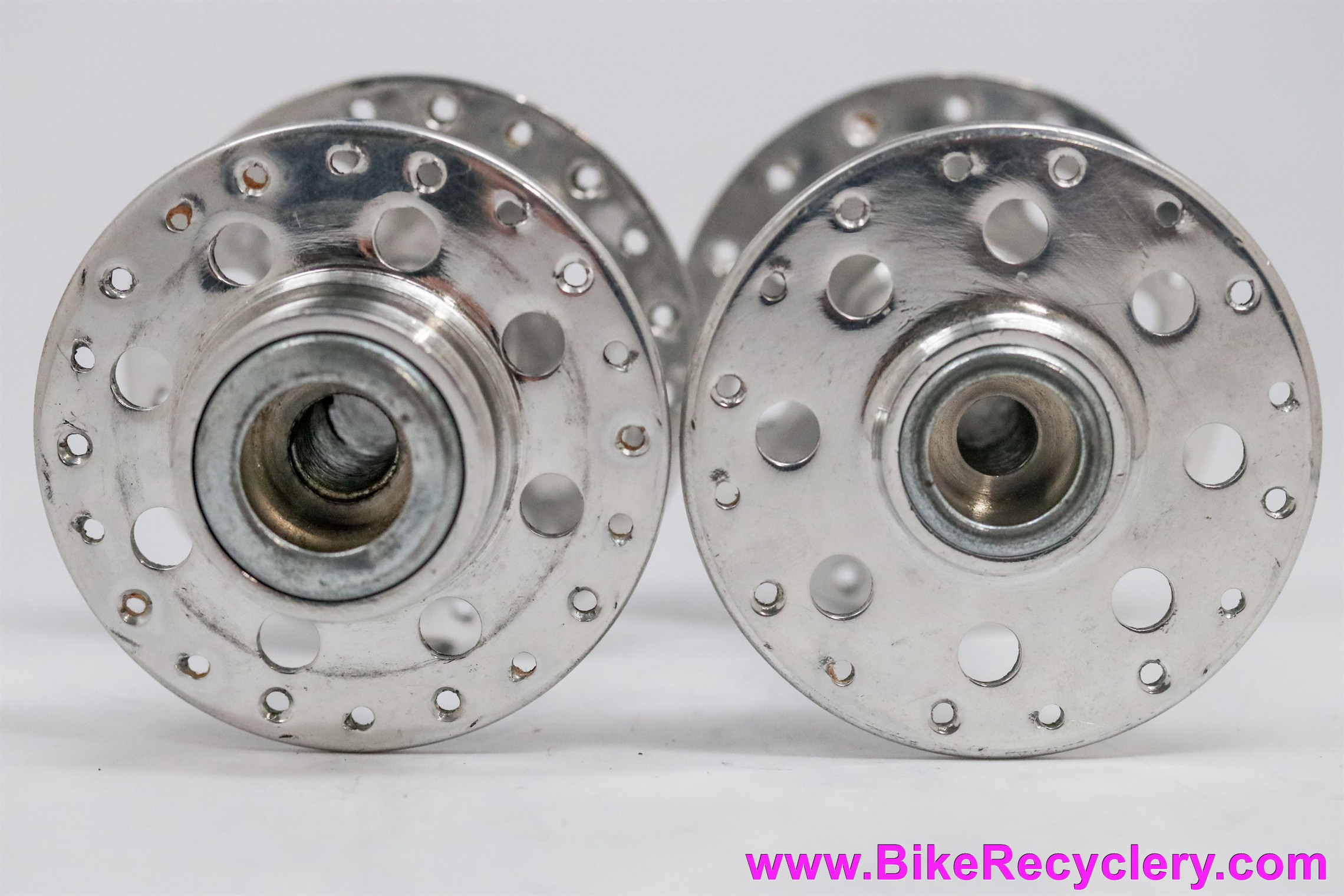 1950's Normandy High Flange Hub Shells: Round Holes - Polished Alloy ...
