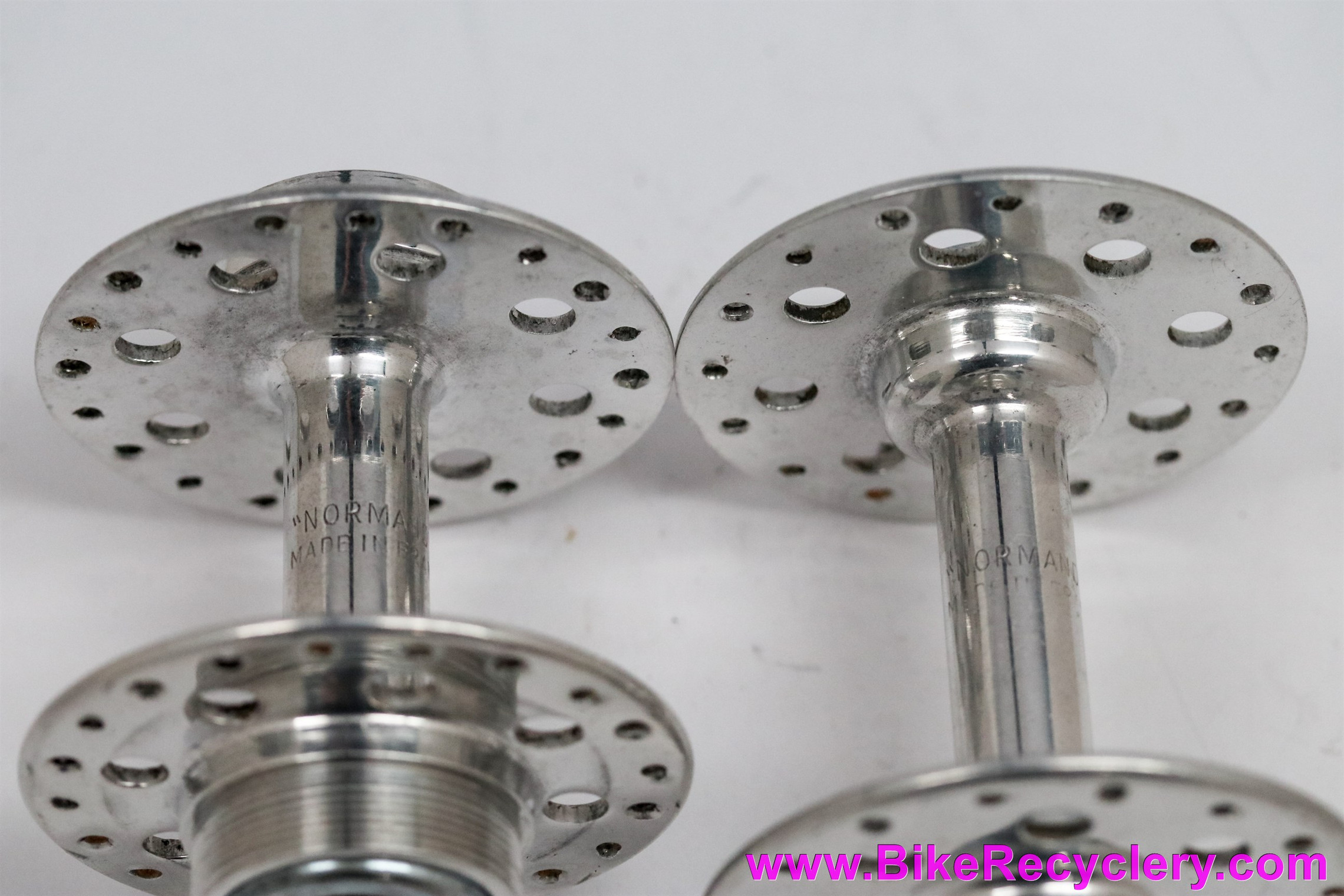 1950's Normandy High Flange Hub Shells: Round Holes - Polished Alloy ...