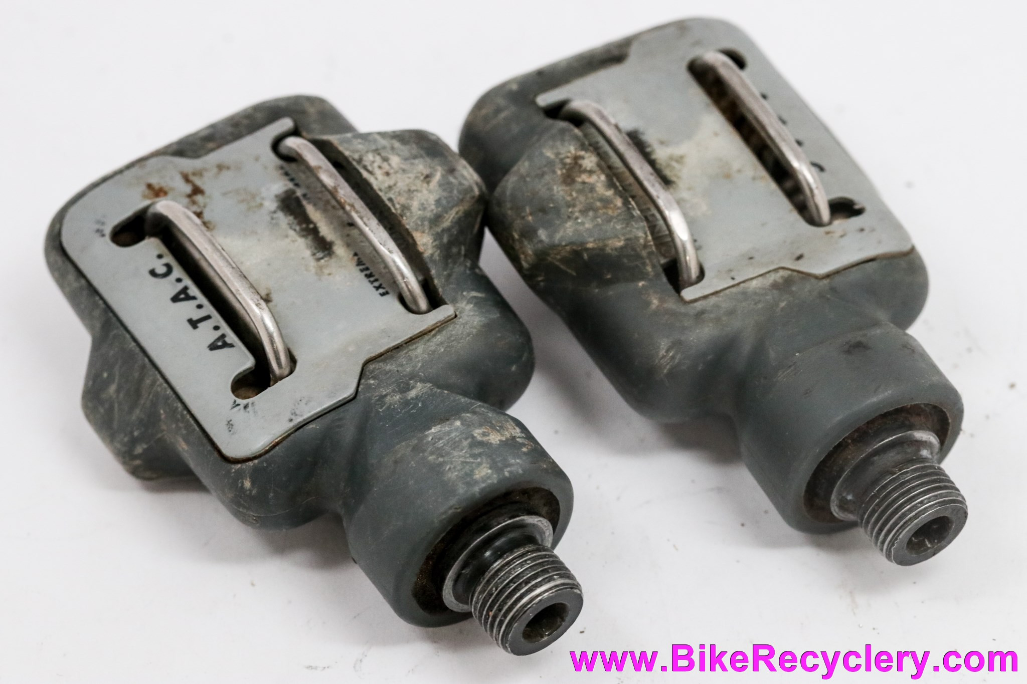 Time ATAC Clipless Pedals: Grey - Vintage 1990's - Bike Recyclery