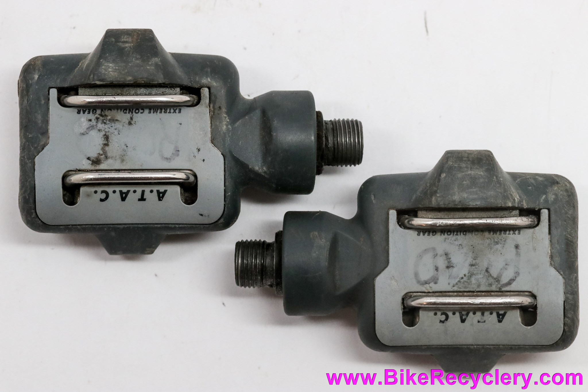 Time ATAC Clipless Pedals: Grey - Vintage 1990's (EXC) - Bike Recyclery