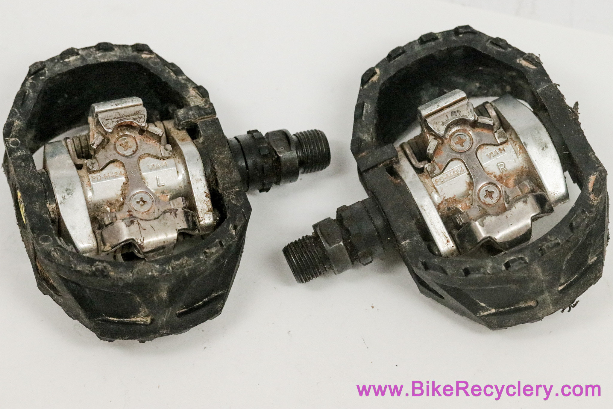 Shimano SPD PD-M424 Trail Clipless Pedals: Wide Platform (EXC) - Bike ...