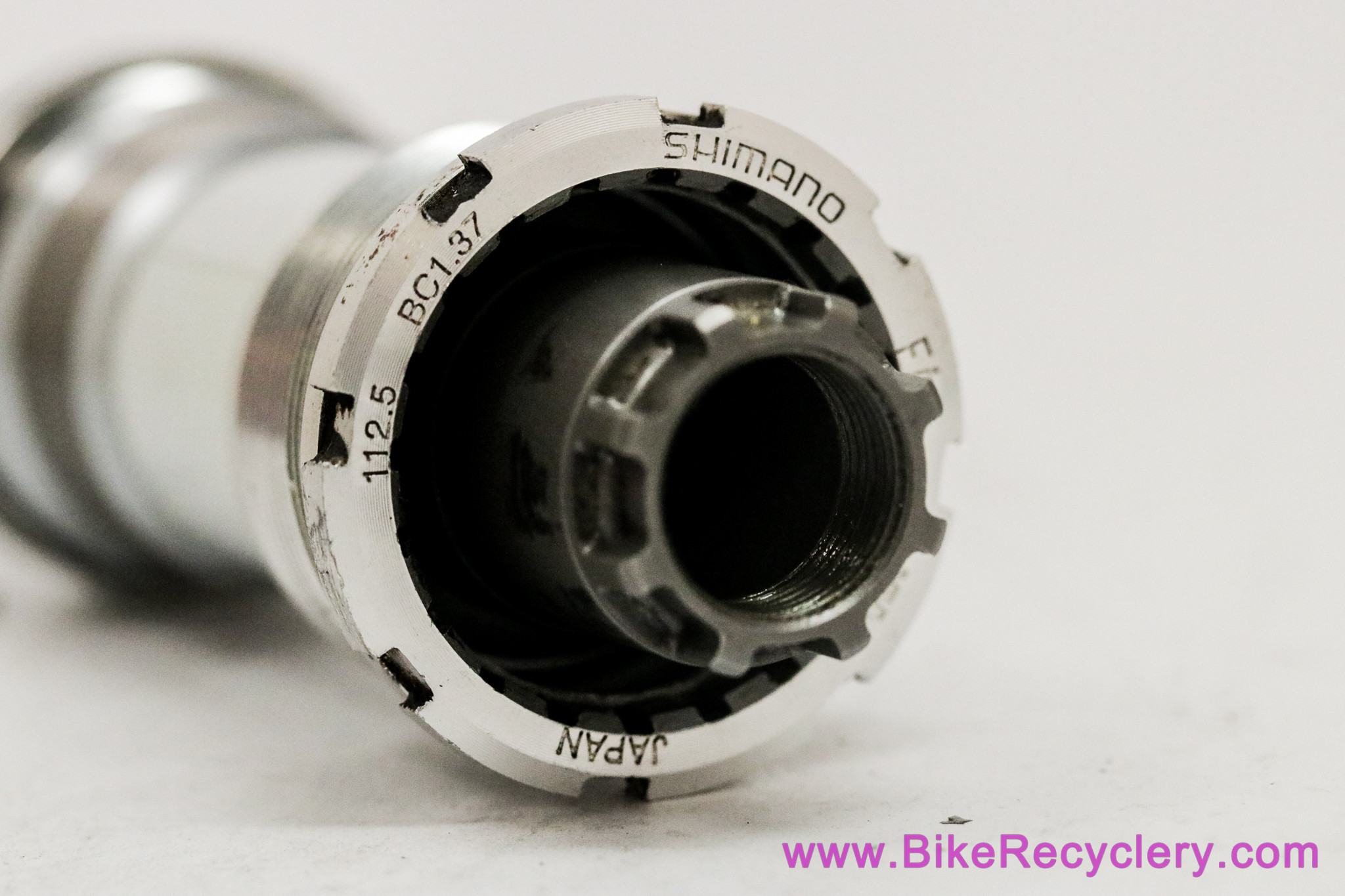 Shimano XTR BB-M952 Bottom Bracket: Octalink V1 - 112.5mm (Near Mint ...