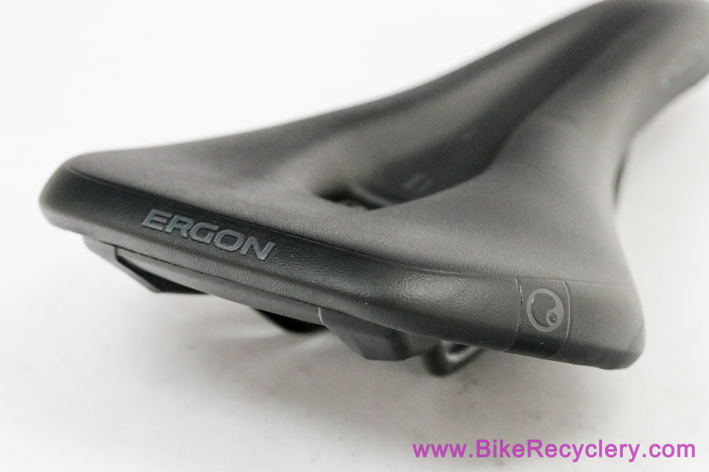 Ergon SMC Men Saddle: Med/Lg (New take-off) - Bike Recyclery