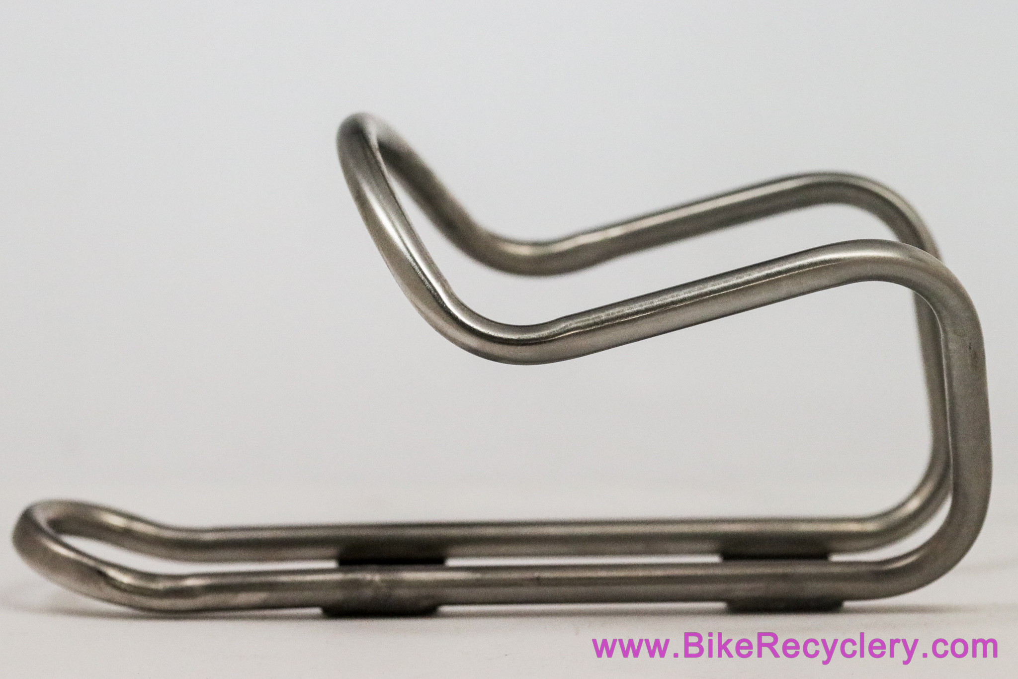 King Cage Titanium Bottle Cage: 28g (Near Mint+, Sold Individually ...