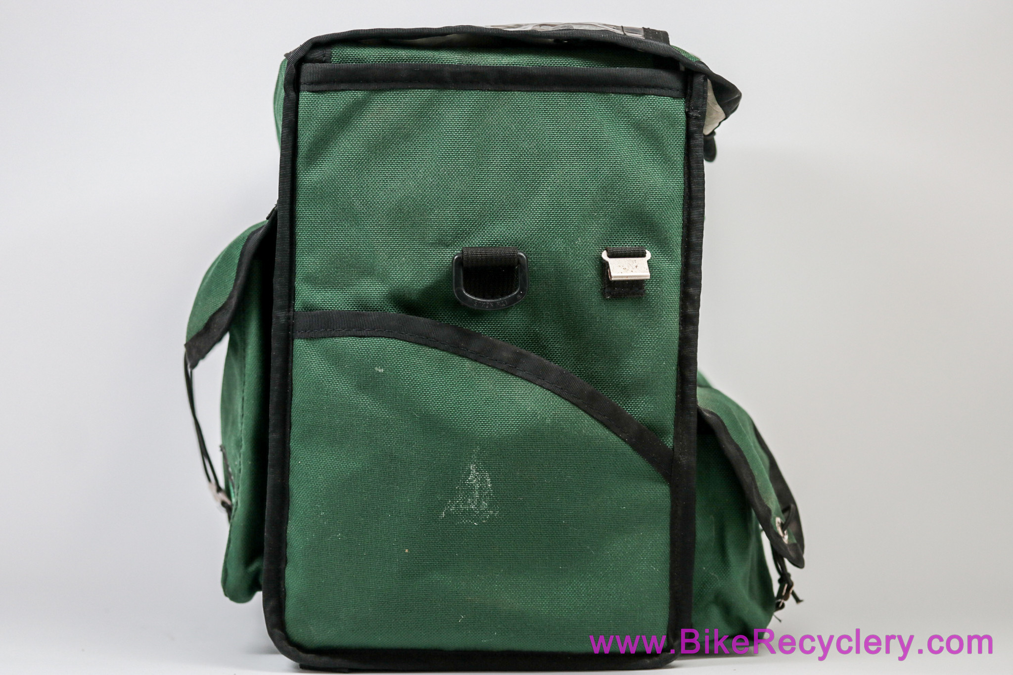 Swift Industries Merlin Randonneur Handlebar Bag: 15L - Cascade Green ...