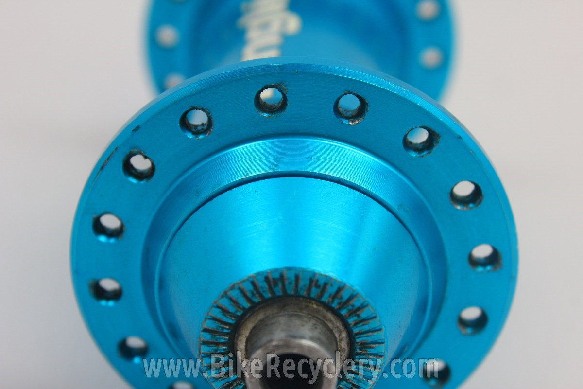 Ringle Super Bubba Front Hub: Teal / Turquoise 32H - Bike Recyclery
