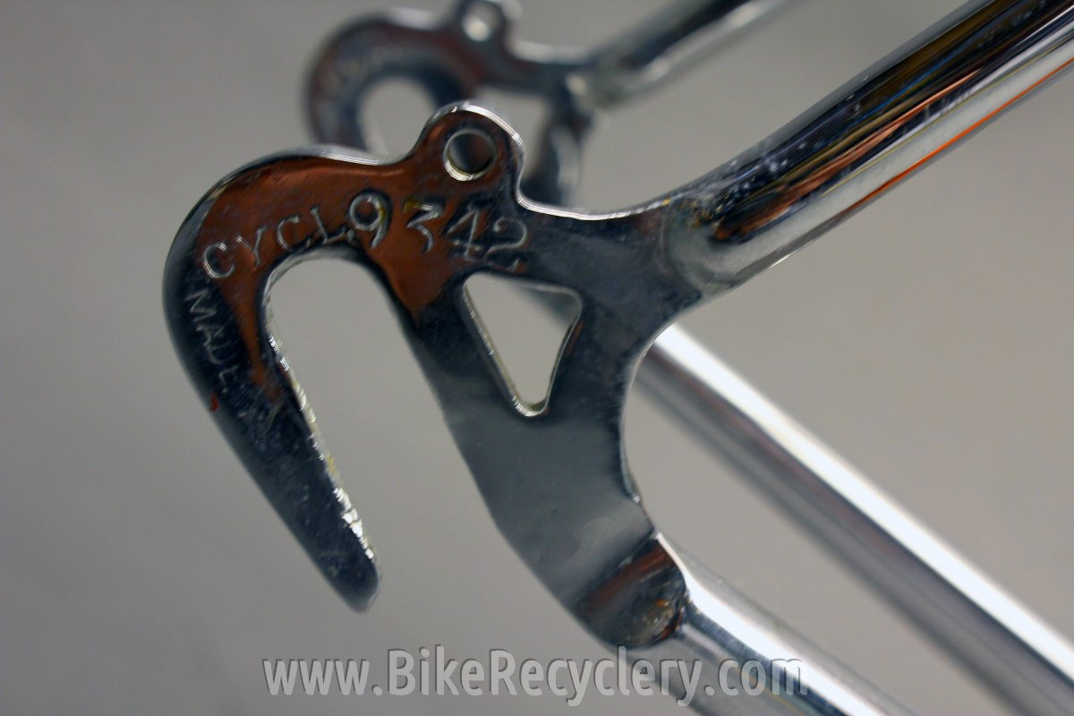 Saxon Twin Tube Bicycle Frame & Fork: English, 1930's 1940's Restored ...