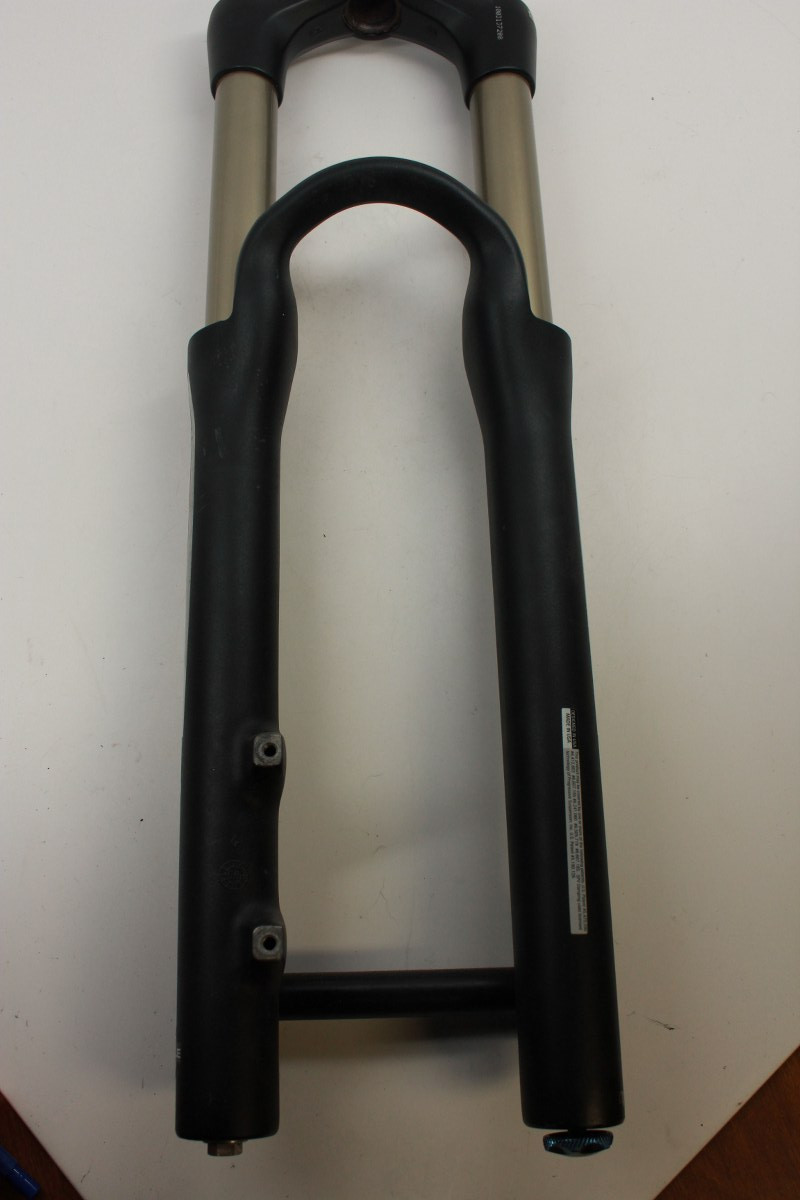 Manitou Travis Suspension Fork: 150mm(?), 20mm, 1 1/8" 26" - Bike Recyclery