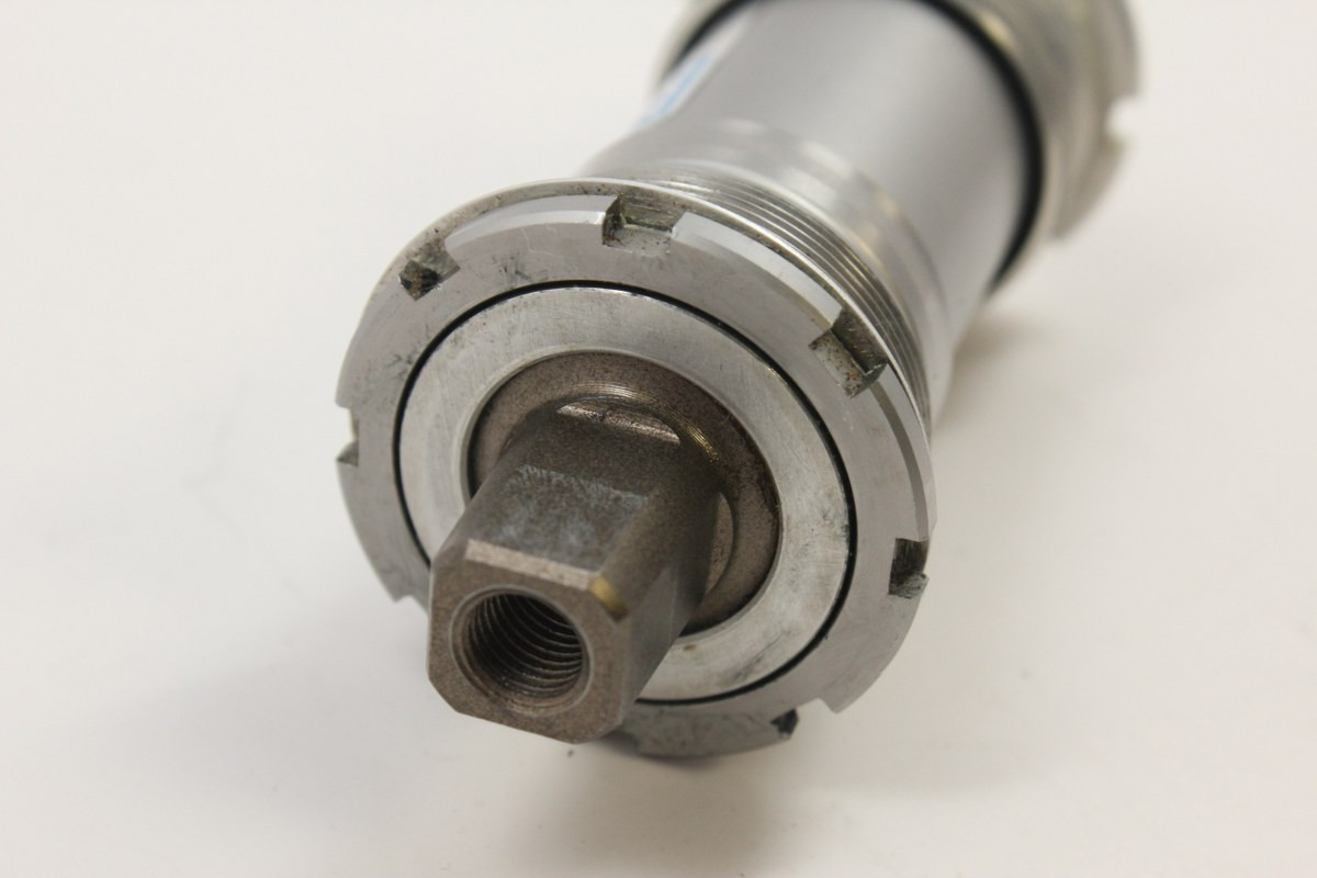 SKF Square Taper Bottom Bracket: BAS-600, ISO Campagnolo, 111mm x 68mm ...