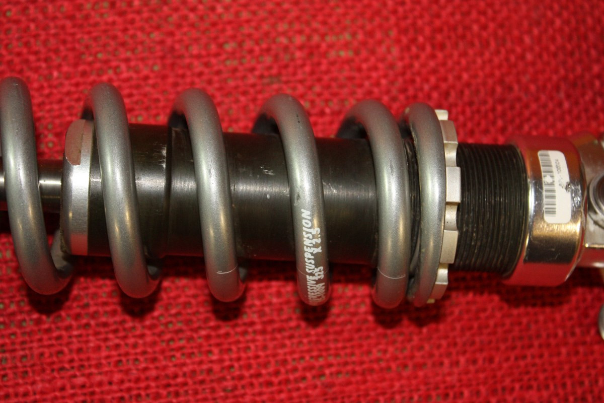 Progressive Suspension 5th Element Shock: 8.5 x 2.5, Extra Spring ...