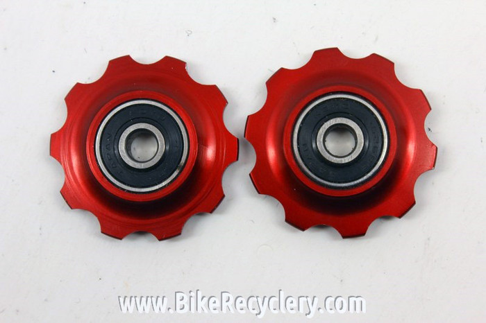 NOS Bullseye Jockey Wheel Pulleys: 10T, Red Anodized, Sealed Bearing ...