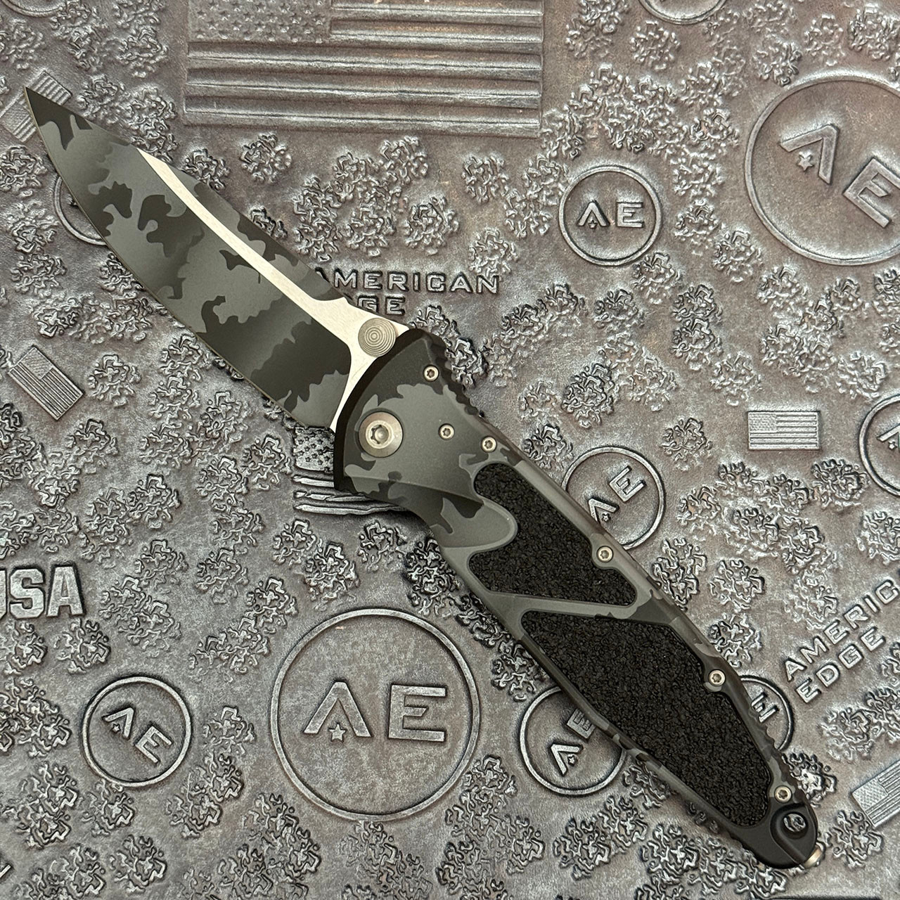 Microtech Socom Elite Manual S/E Urban Camo Standard Signature Series ...