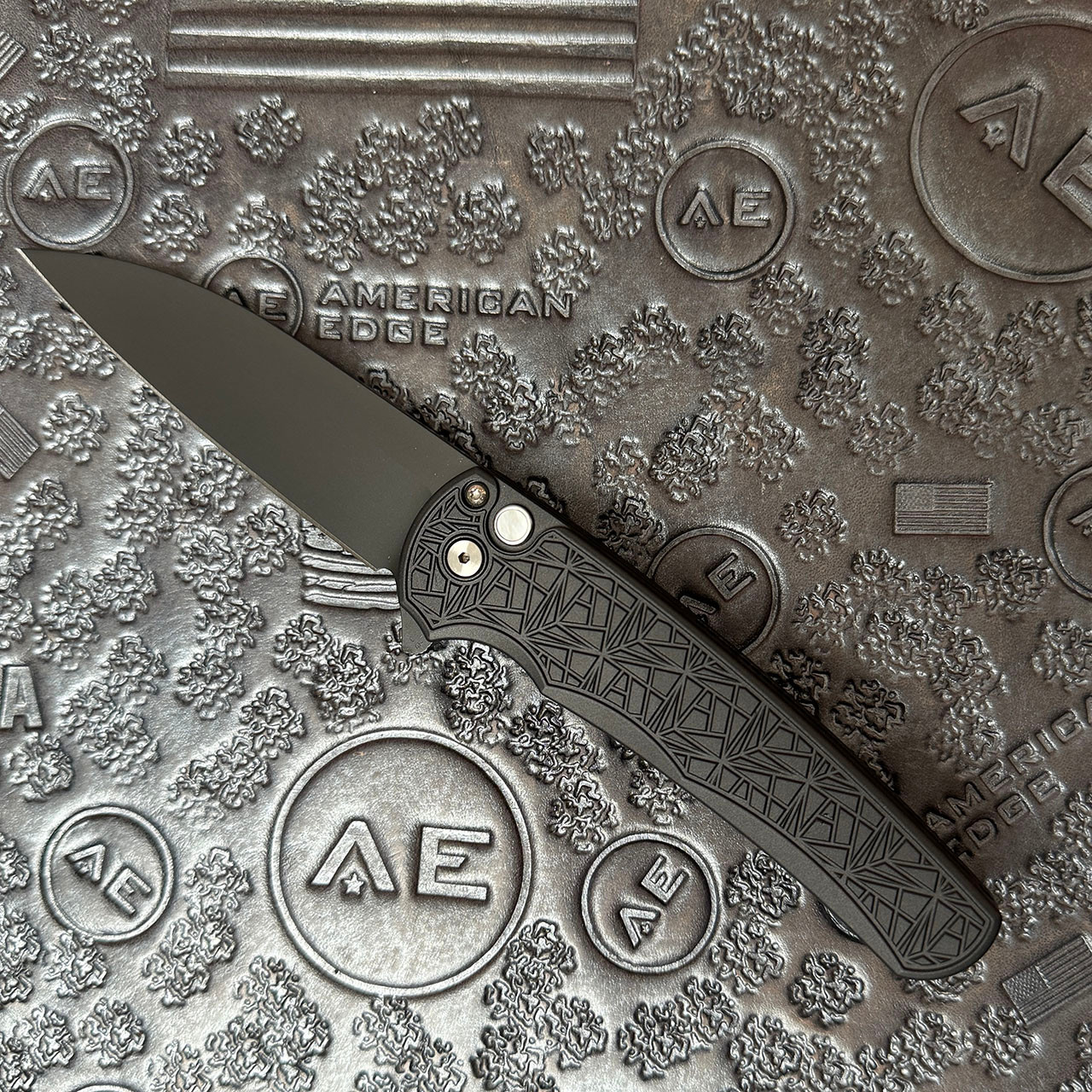 Pro-Tech Malibu Button Lock Flipper Wharncliffe Blade Show 2024 Nexus ...